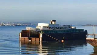 100-year-old sunken yacht Llys Helig salvaged in England
